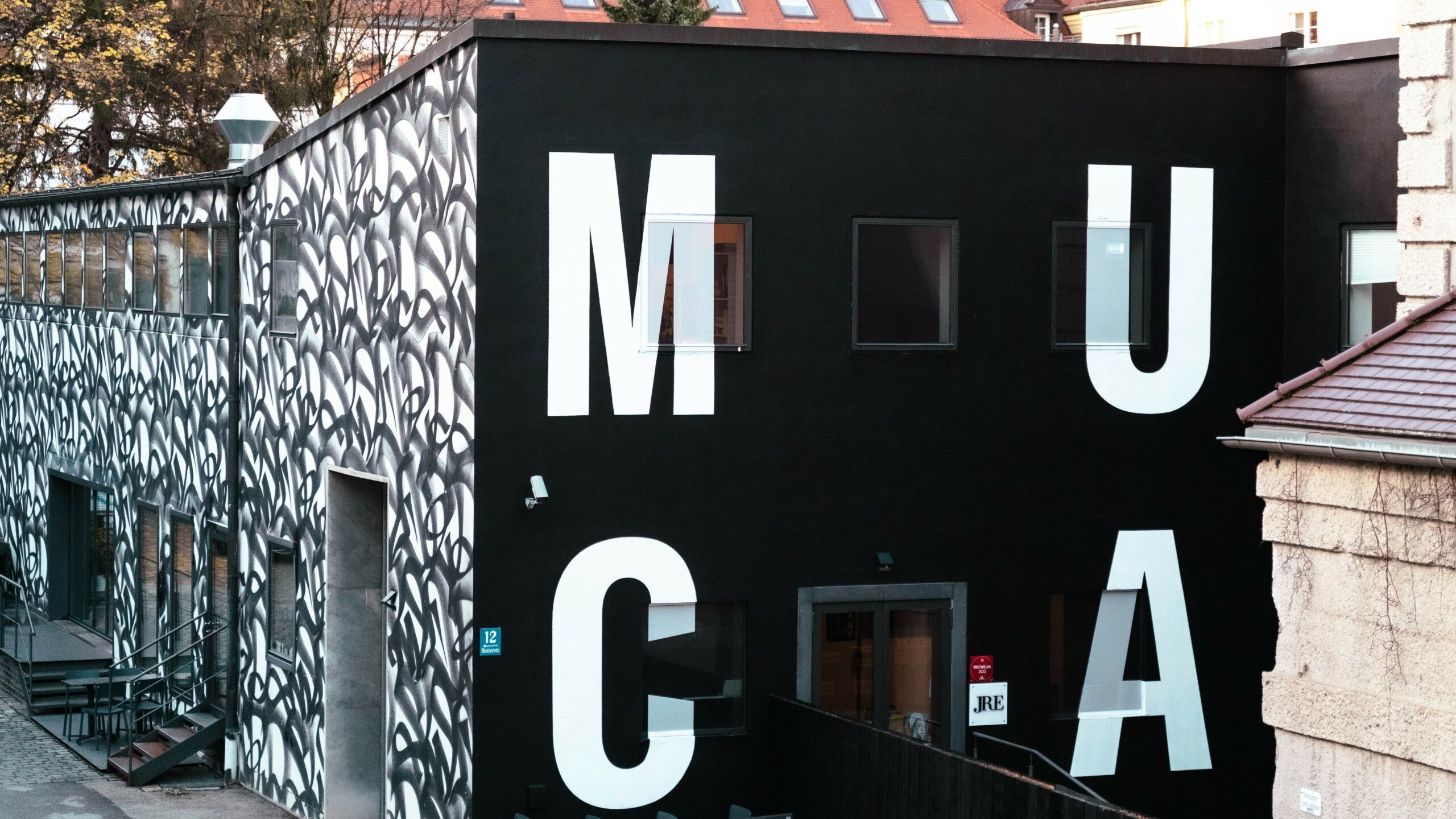 "25 Years" und "City Lights"-Ausstellungen bis September verlängert » MUCA